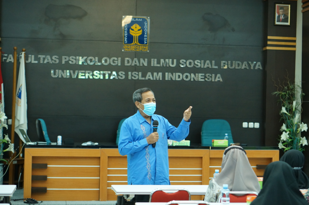 PBI UII Gelar Pembekalan bagi Mahasiswa Peserta PPL 2022 – Pendidikan ...